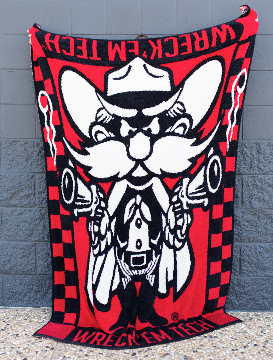 Texas Tech "Smokin Raider Red" Cozy Throw Blanket – Red Raider Outfitter